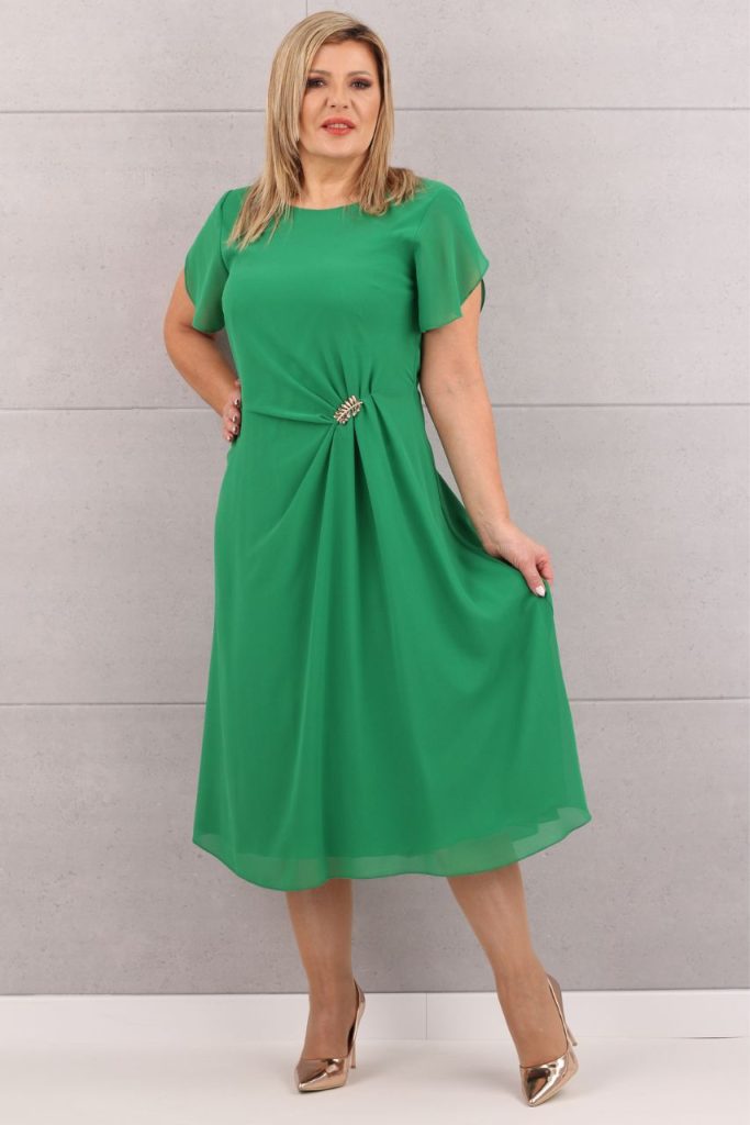 Zwiewna sukienka weselna zielona - Rozmiary 46-60 - Femimoda.pl